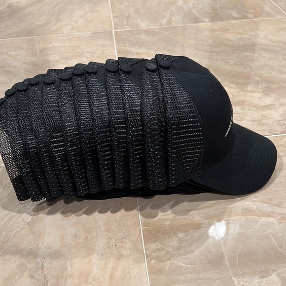 Tesla | Accessories | Authentic Tesla Cybertruck Hat Trucker Hat Black ...